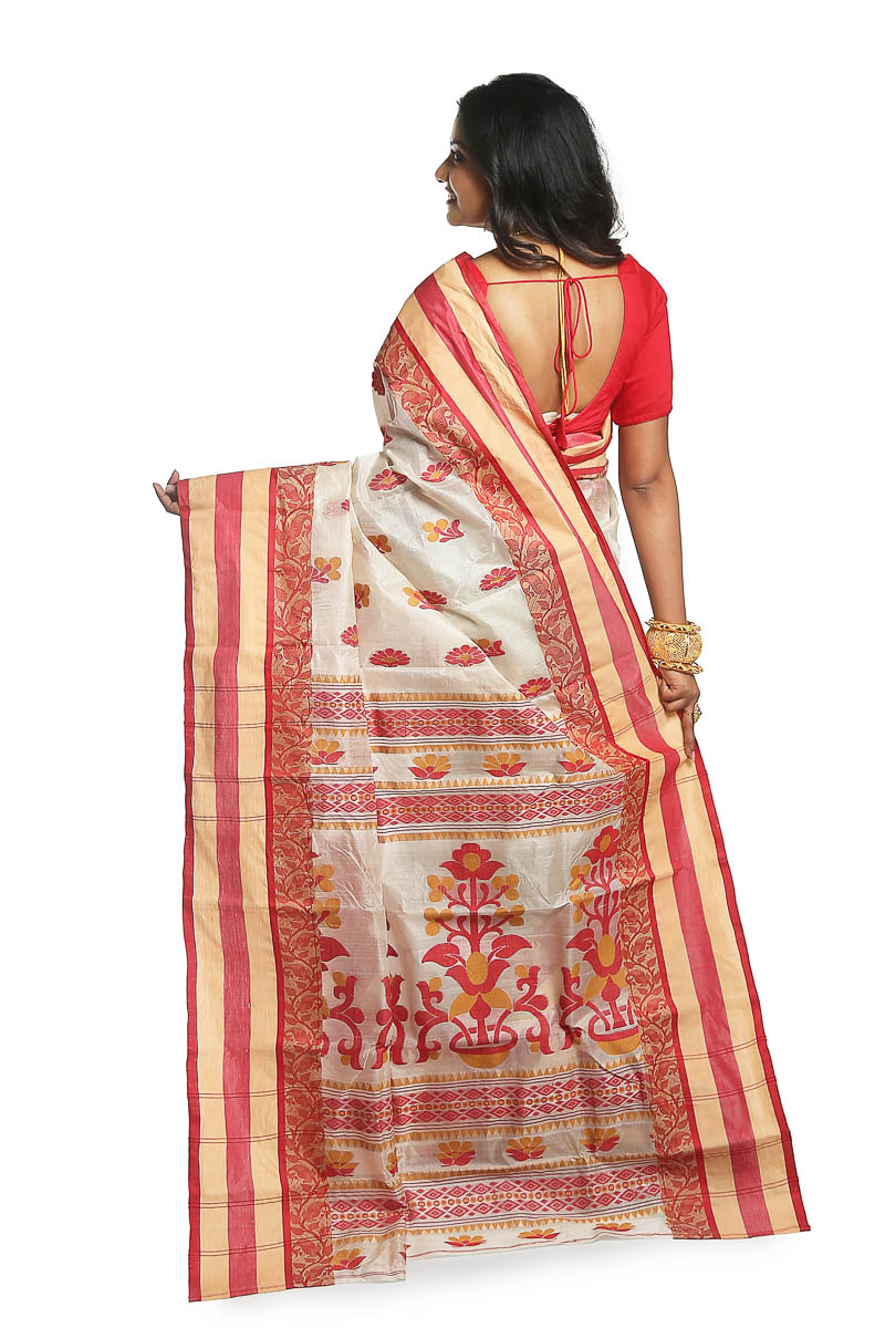 How to Pleat Your Saree’s Pallu in 3 Different Styles? – banglarsare